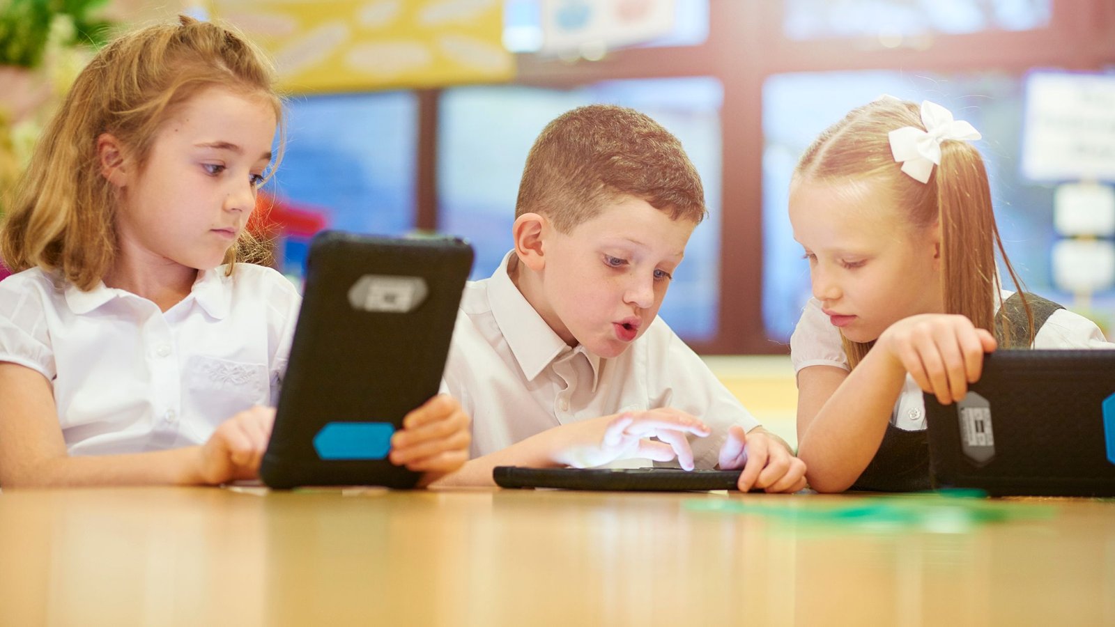 How Parents Can Be Involved in Their Child's Education Using Technology